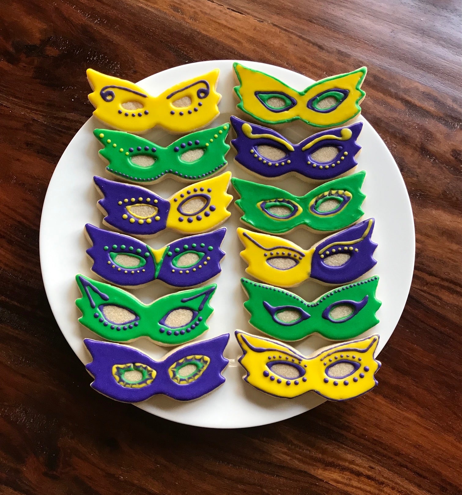 Mardi Gras masks sugar cookies - one dozen – Bo's Bake Shop